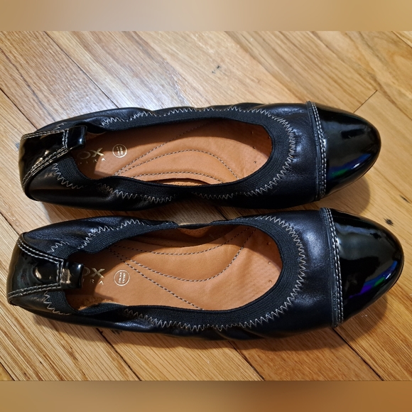 Geox | Shoes | Geox Respira Black Flats | Poshmark